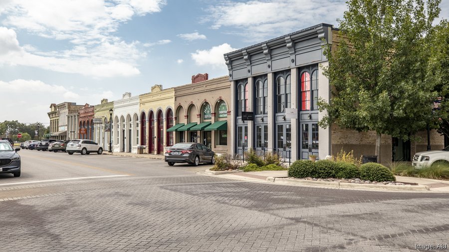 Hutto's downtown could get bookstore - Austin Business Journal