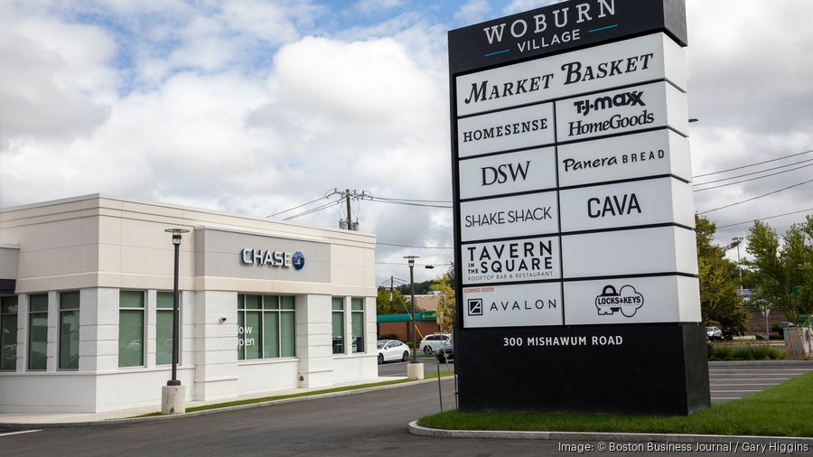 Woburn Village revives old mall site with Shake Shack, Caffe Nero and ...