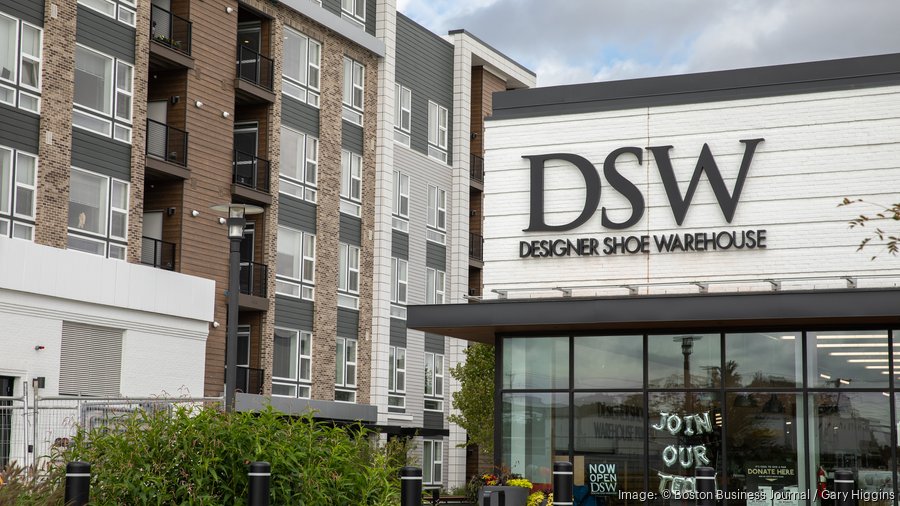 Woburn Village revives old mall site with Shake Shack, Caffe Nero and ...