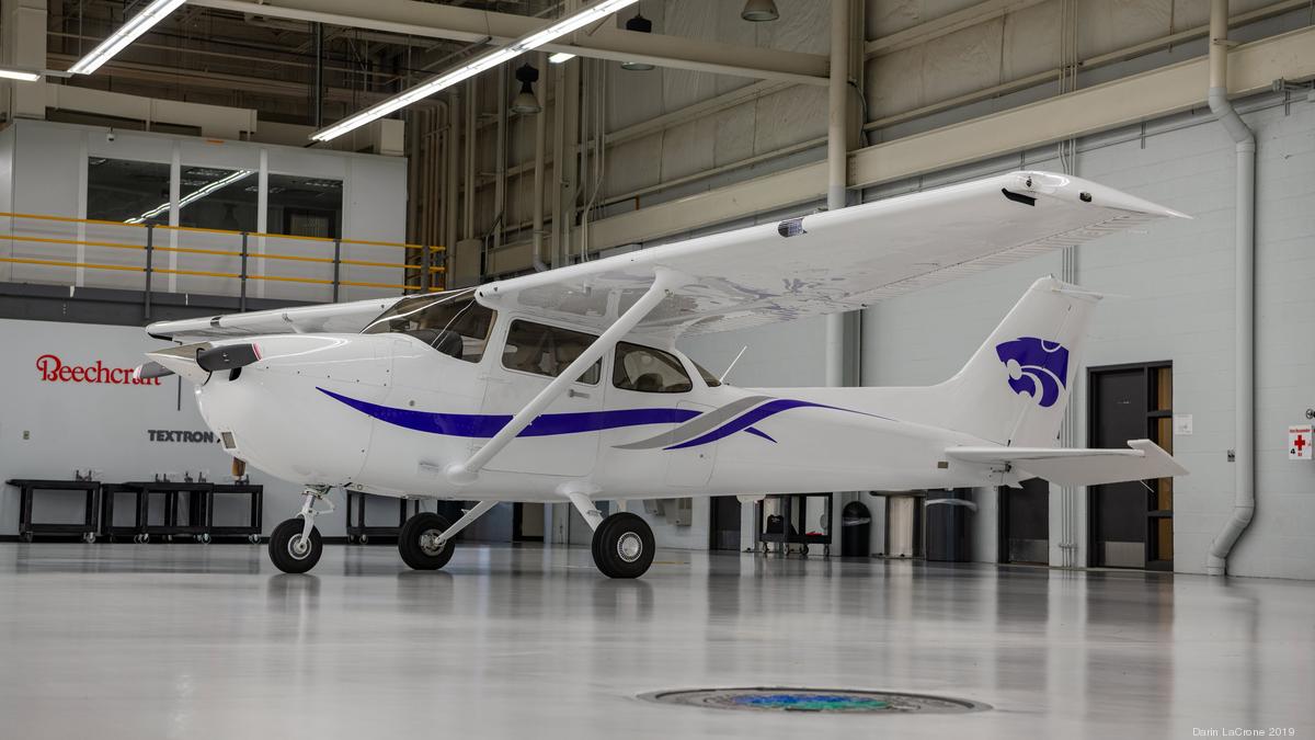 Textron Aviation sells 10 more Cessna 172 Skyhawks to K-State for ...