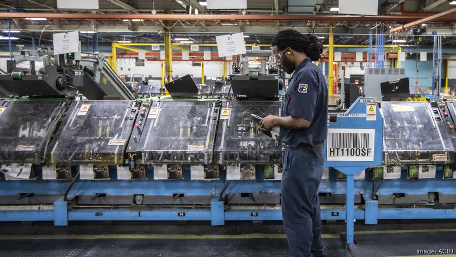 Quad/Graphics closing Iowa plant, shifting production to Milwaukee area - Milwaukee Business Journal