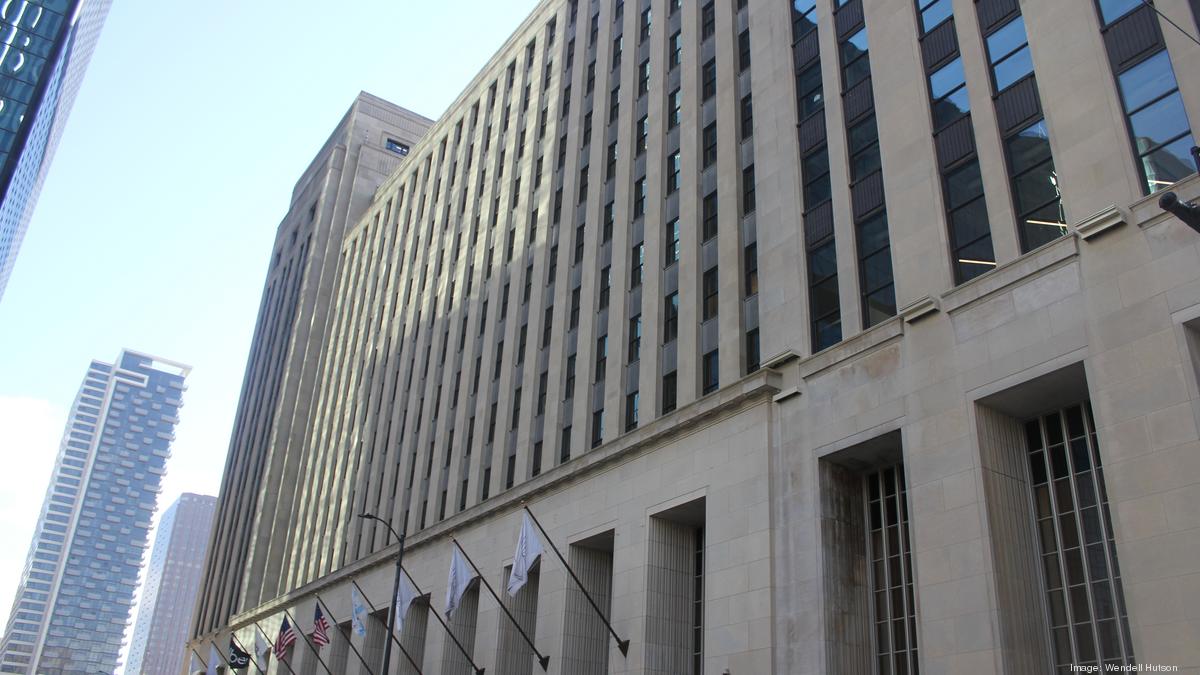 Uber opens large Chicago office, but 25% of space will be unused for ...