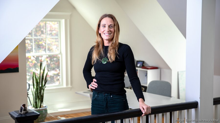 Michelle Keefe, CEO of MomUP, talks about women returning to workforce ...