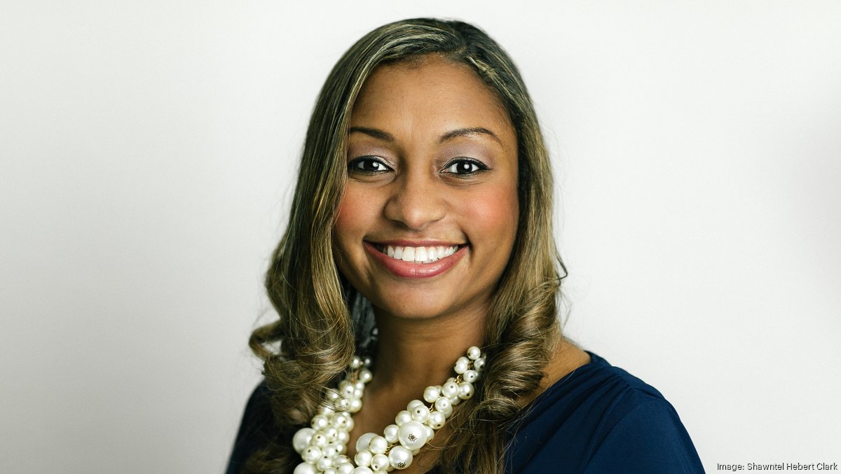 Shawntel Hebert Clark helps Vanderlande Industries create positive ...