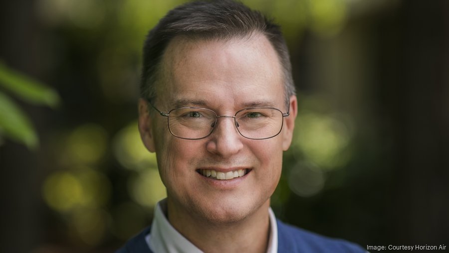 Joe Sprague navigates a detour for Horizon Air - Puget Sound Business ...
