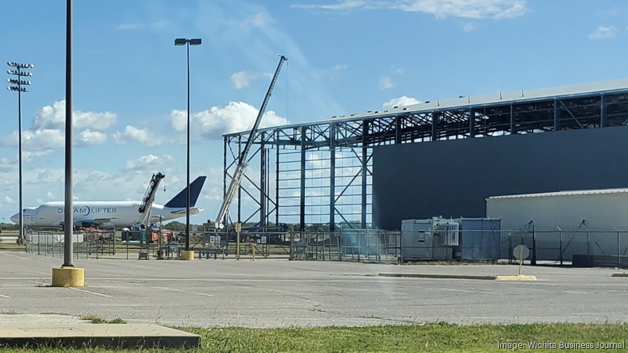 MRO demand drives new Air Capital Flight Line hangar plans - Wichita ...