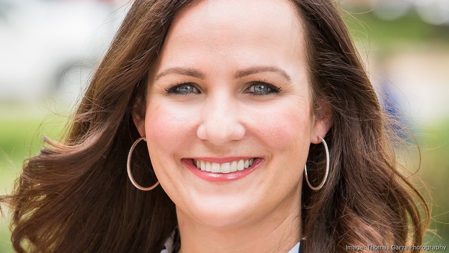 Downtown Dallas names Amy Tharp as interim president, CEO - Dallas ...