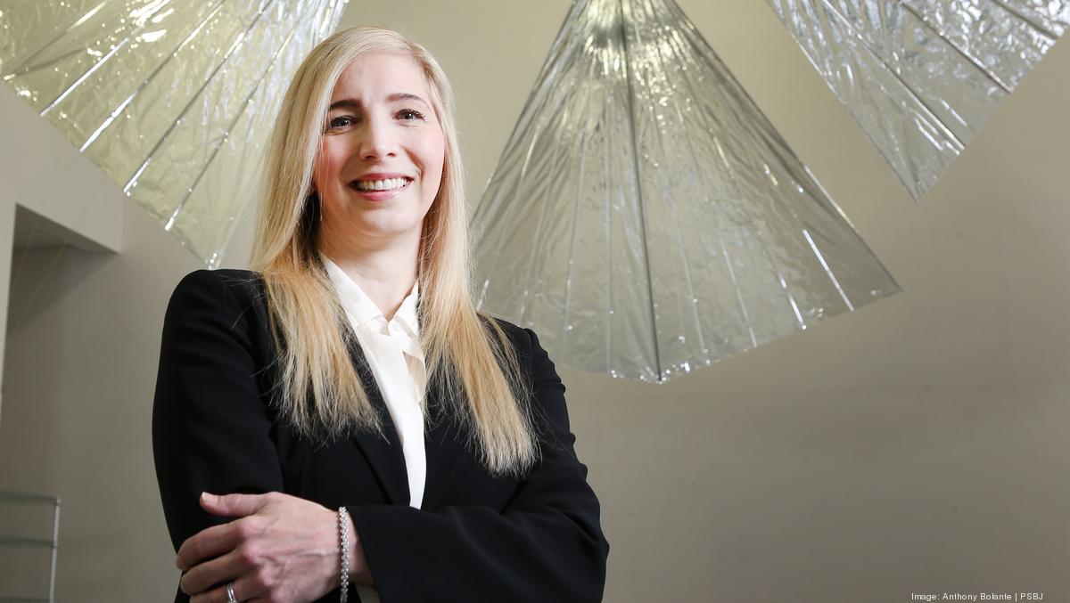 Lisa Rich's Instagram, Twitter & Facebook on IDCrawl