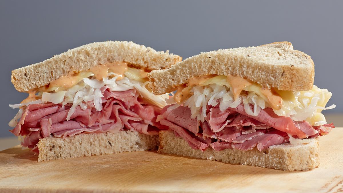 Iconic restaurant chain Izzy's debuting new design - Cincinnati ...