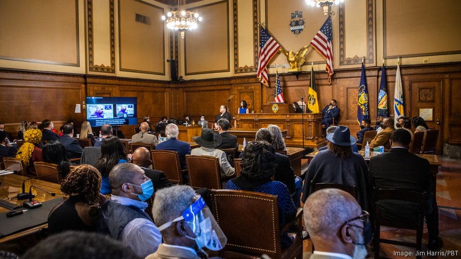 Ed Gainey sworn in as Pittsburgh’s 61st mayor - Pittsburgh Business Times