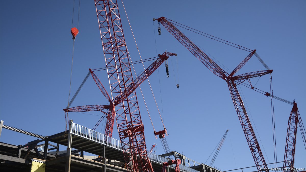 Hurricane Milton prompts Central Florida construction sites to get ...