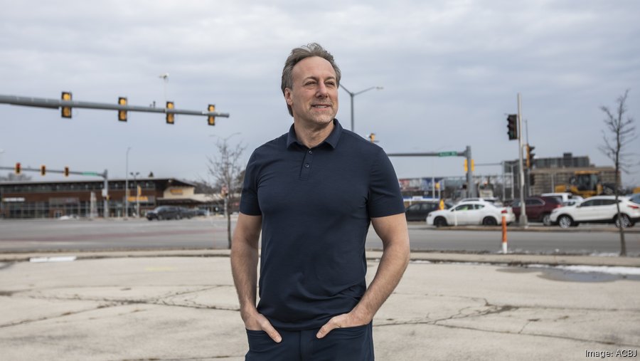 'Johnny V' Vassallo pursuing another apartment project in Wauwatosa ...