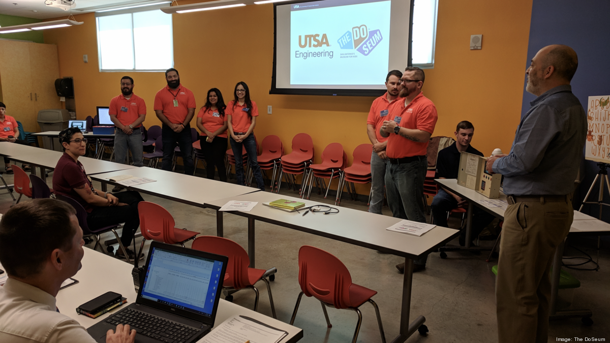 UTSA engineering students building flying simulator for DoSeum exhibit ...