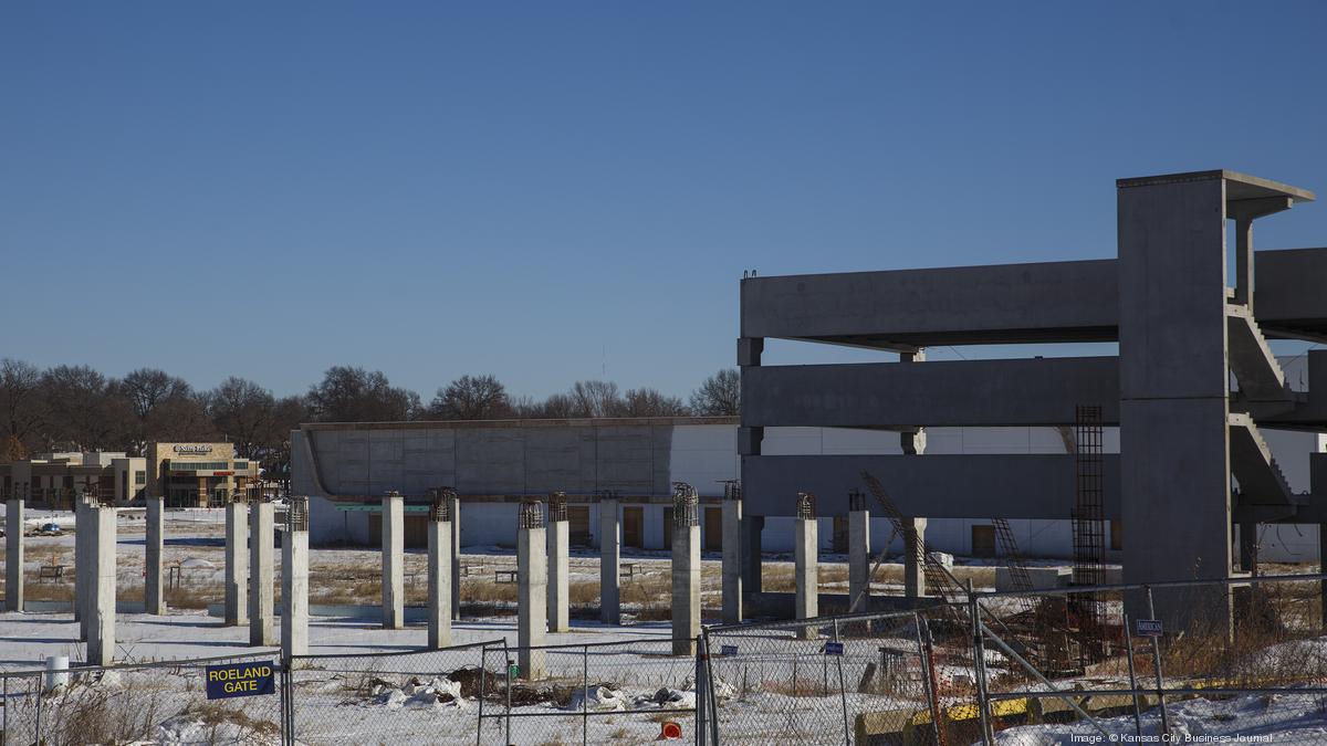 City officials say they 'have limited tools' to push Mission Gateway to ...