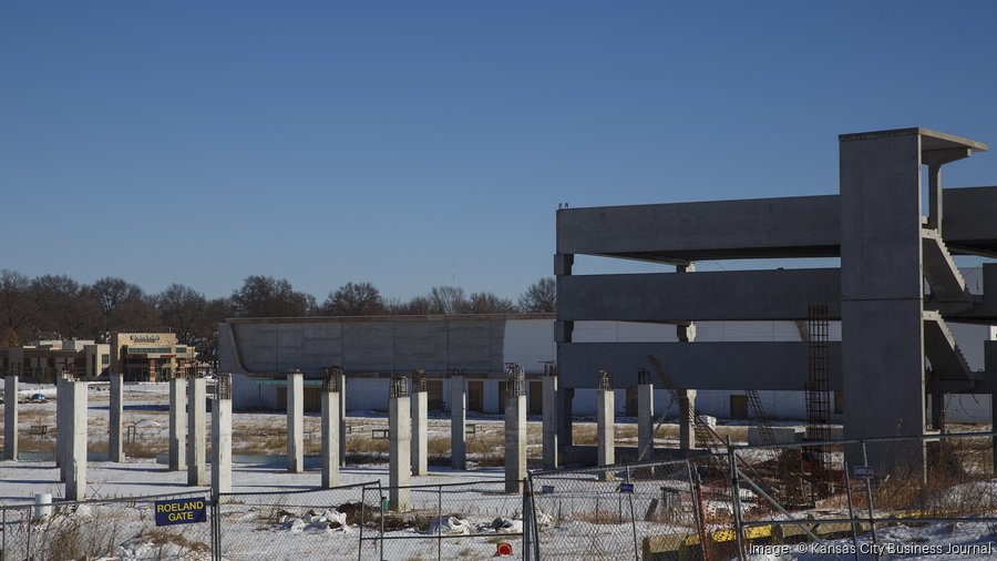 City officials say they 'have limited tools' to push Mission Gateway to ...