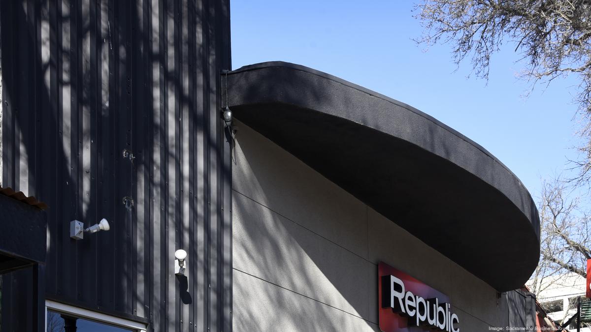 Republic Bar and Grill owners planning tropical-themed remodel ...