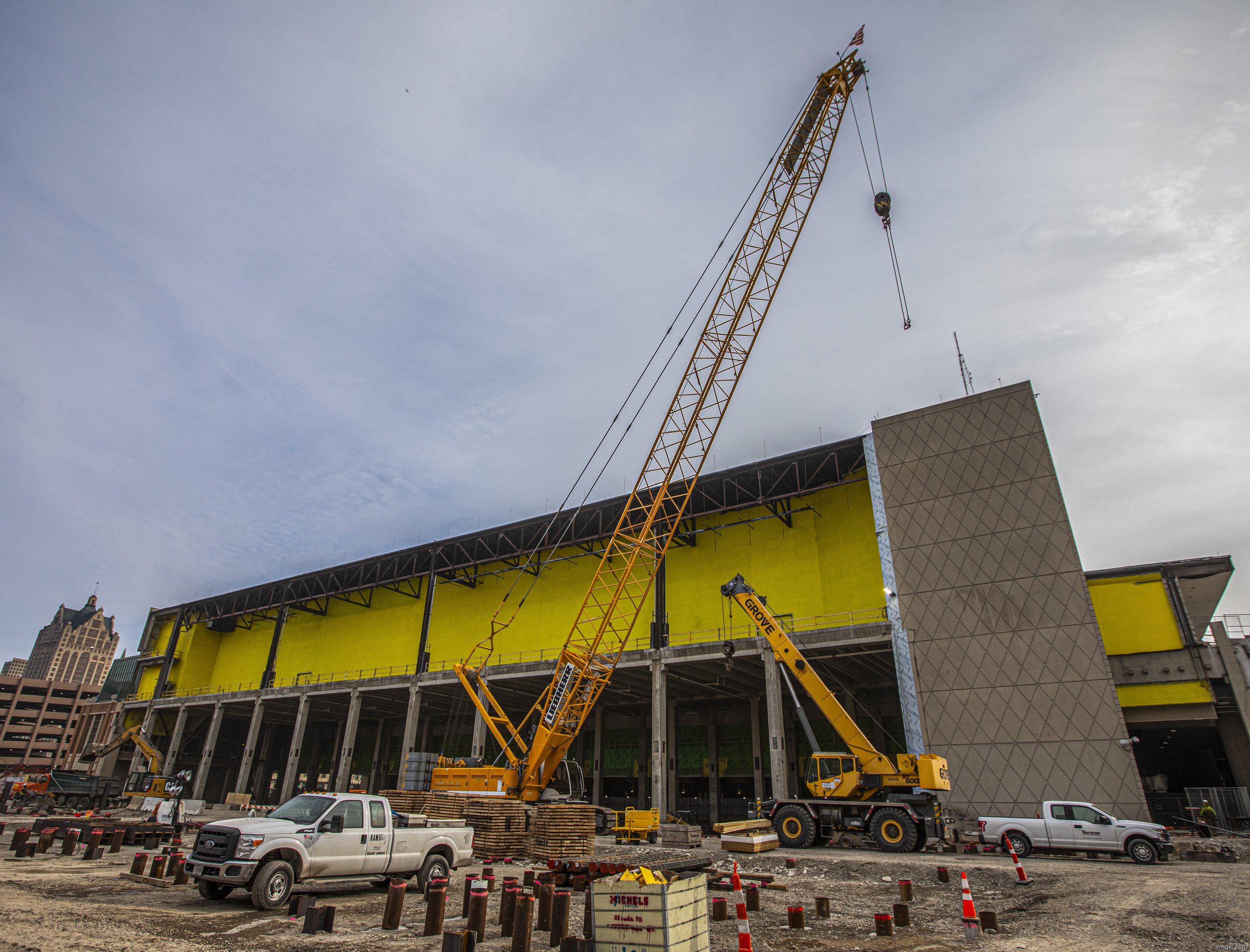 Baird Center expansion rises in Milwaukee's Westown neighborhood ...