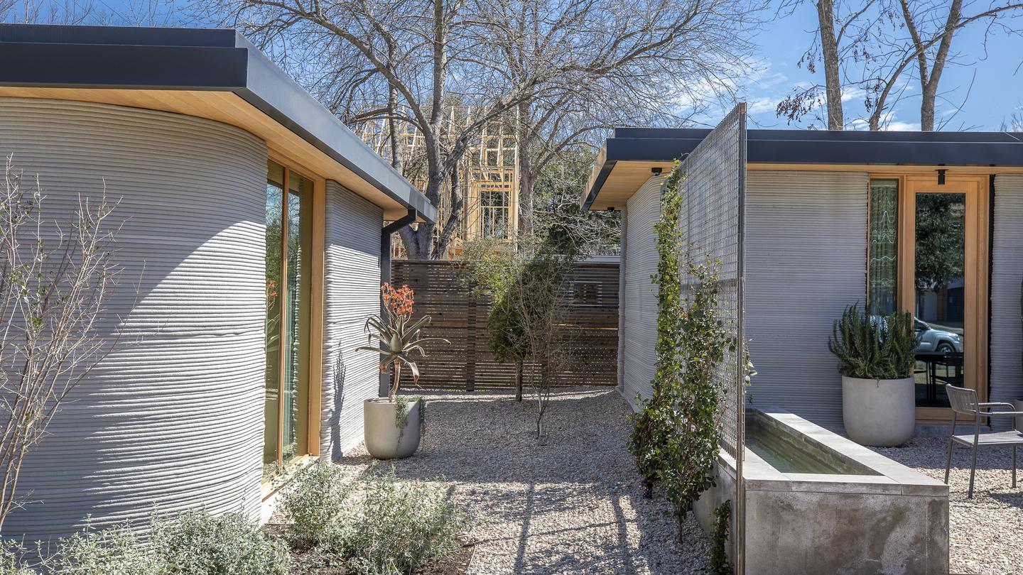 Austin Inno - See inside Icon's curvaceous 3D-printed home debuting at ...