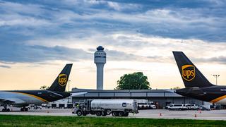 American Airlines sees CLT hub making gains with new tower - Charlotte ...