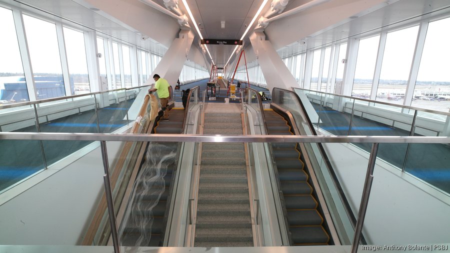 Seattle's airport named best in North America for 2nd year - Puget ...