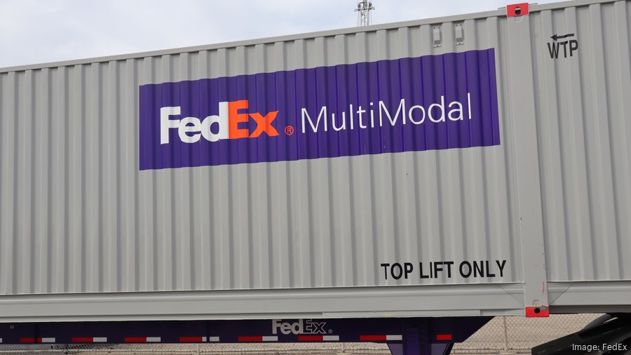Amid supply chain challenges, FedEx charters an oceangoing vessel for ...