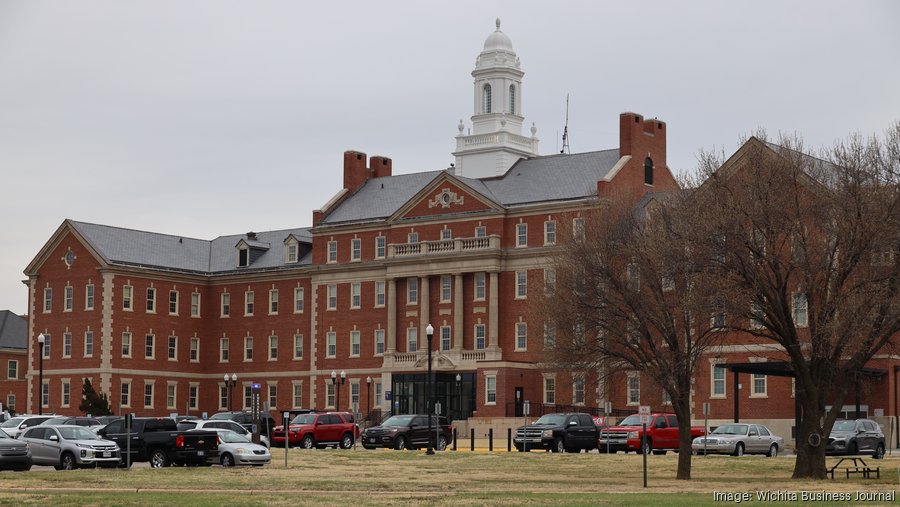 New federal report envisions new future for Wichita's Dole VA center ...