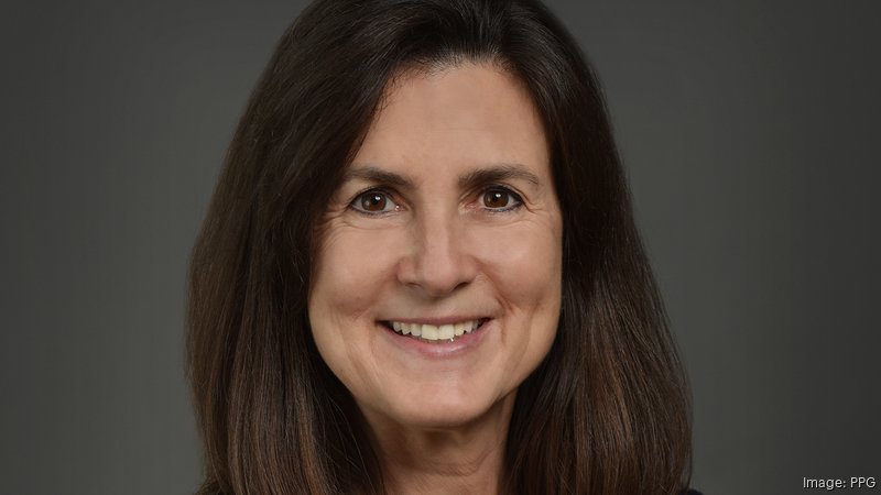 Starbucks CFO Cathy Smith is no stranger to a turnaround - Bizwomen