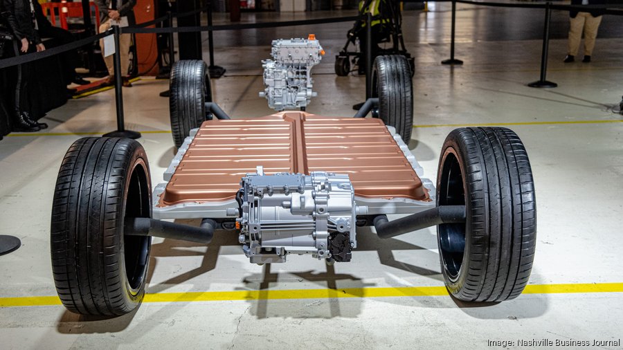 GM Cadillac Lyriq EV kickoff gives rare peek into enormous Spring Hill ...