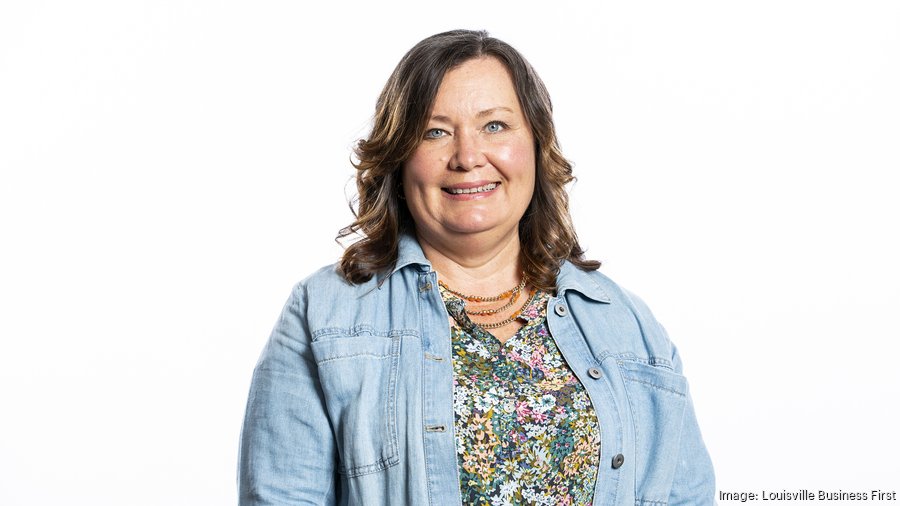 Texas Roadhouse CFO Tonya Robinson departs after 24-year career with ...