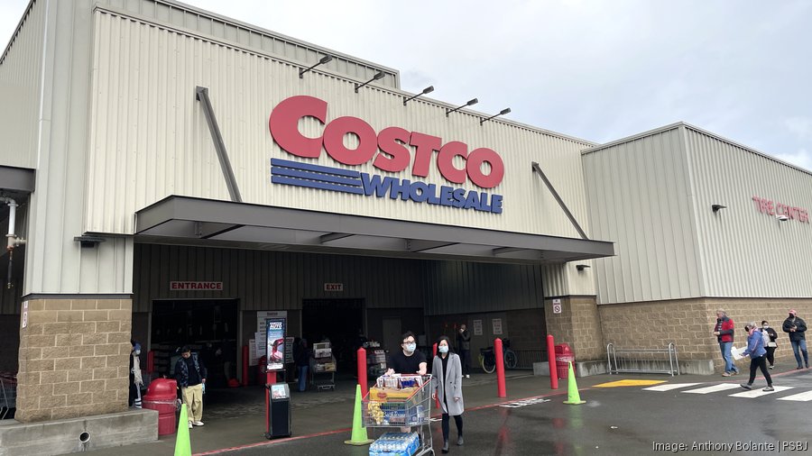 Costco 'purposely coy' on when it will hike membership fees - The ...