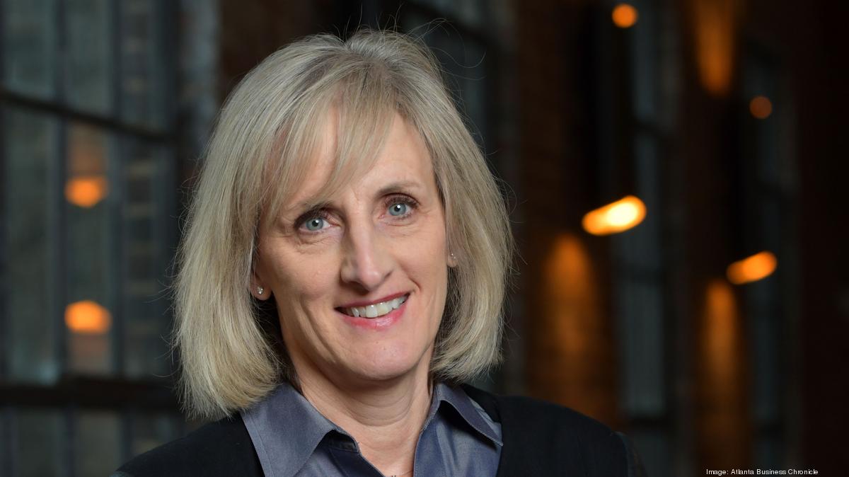 Chief Legal Office Elizabeth Leddy helped Piedmont Healthcare acquire ...