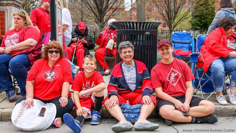 Findlay Market Opening Day Parade returns: PHOTOS - Cincinnati Business ...