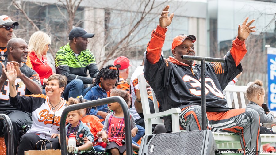 Findlay Market Opening Day Parade returns: PHOTOS - Cincinnati Business ...