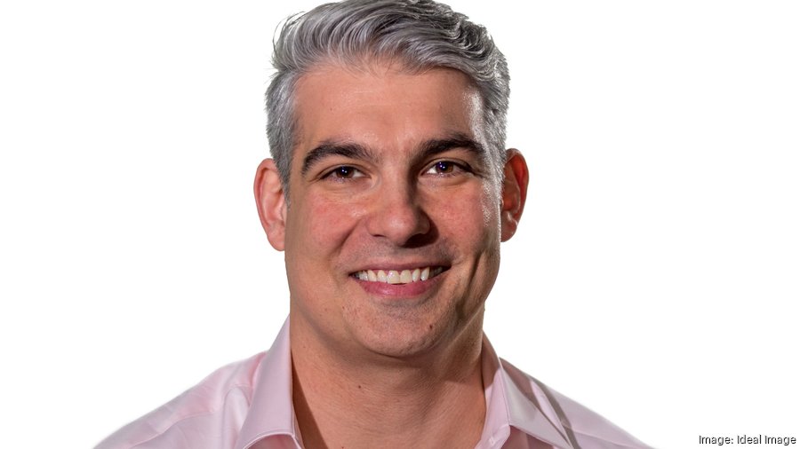 Christopher Groom's Instagram, Twitter & Facebook on IDCrawl