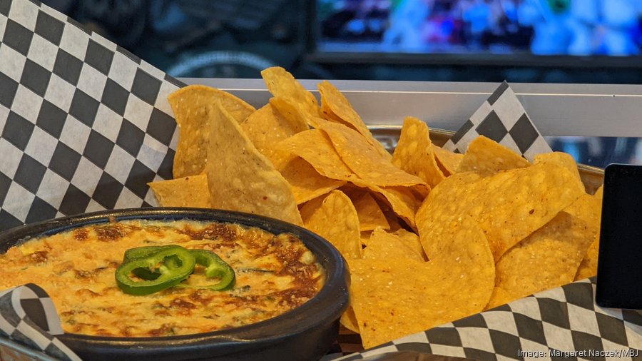 Milwaukee Bucks unveil premium food options for playoffs: Slideshow ...
