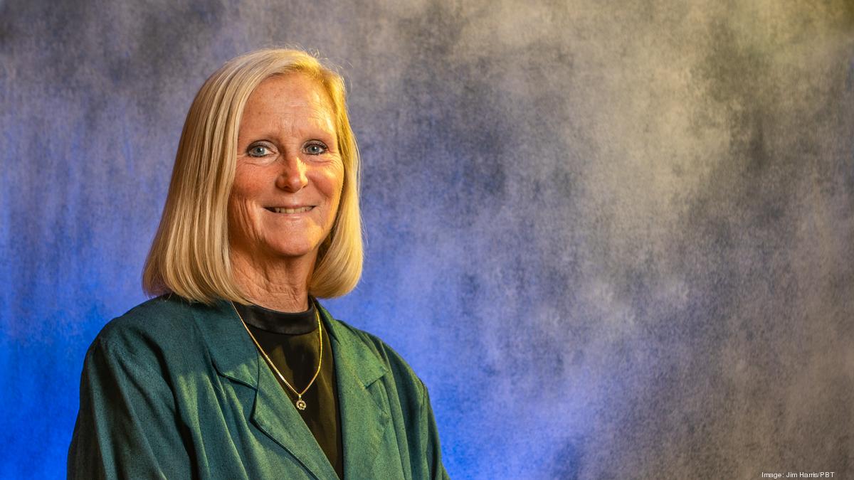 Women of Influence: Meet Deborah A. Cunningham, Federated Hermes ...