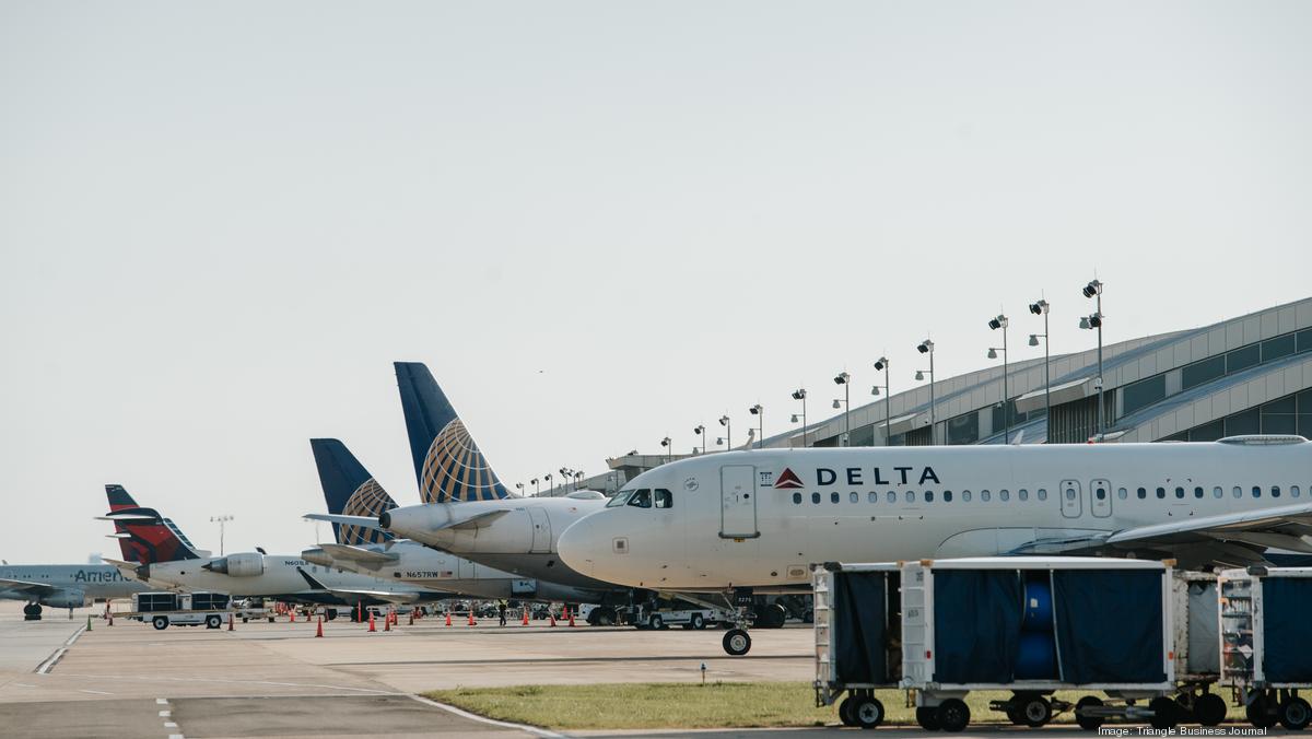 How airlines Delta, American, United rank by consumer complaints ...