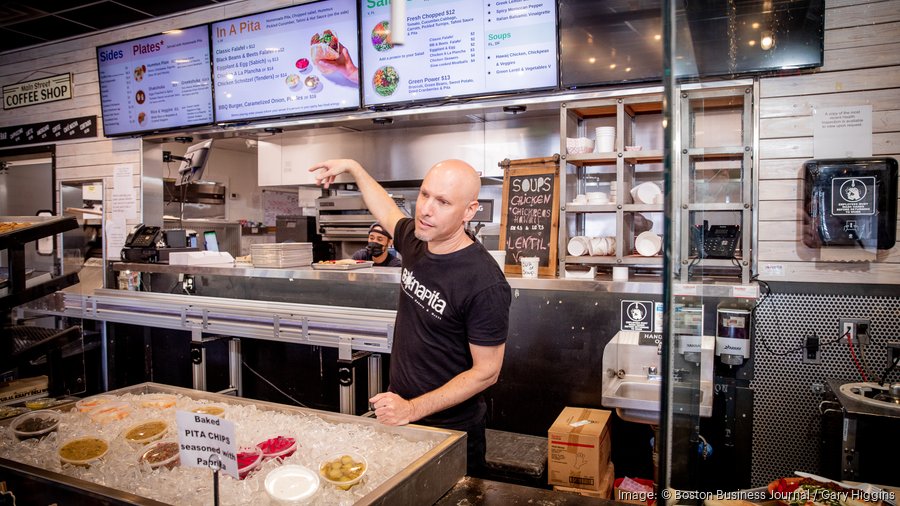 Food-serving robot makes restaurant debut at BONAPITA - Boston Business ...