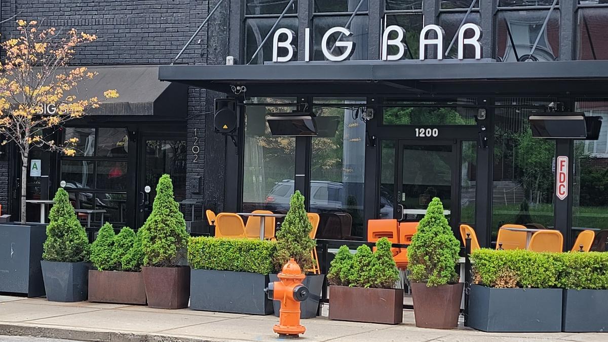 After expansion, Big Bar finally lives up to its name - Louisville ...