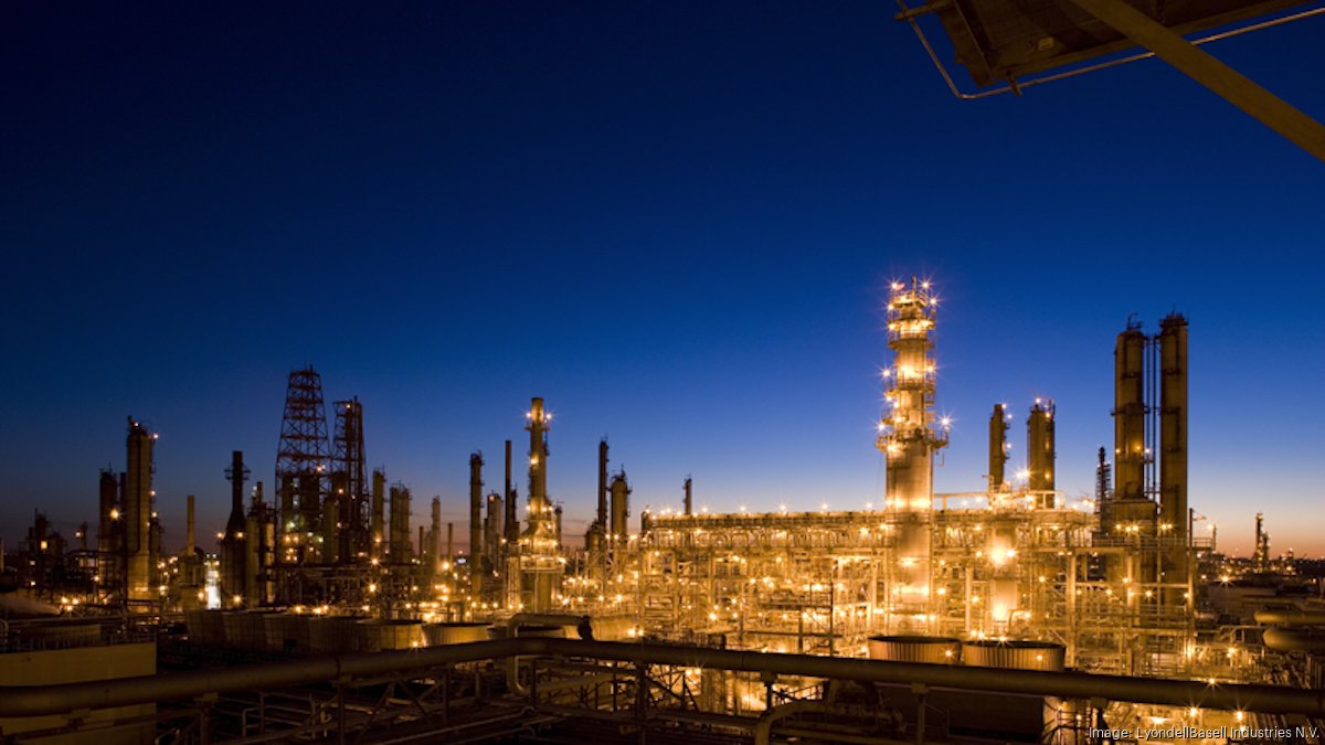 LyondellBasell laying off hundreds of refinery workers in April ...