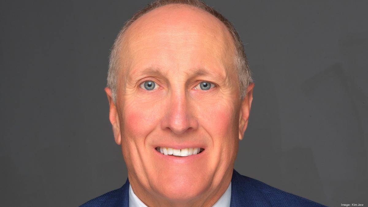 Kyle Beasley named market CEO for Bank of Albuquerque as Jennifer ...