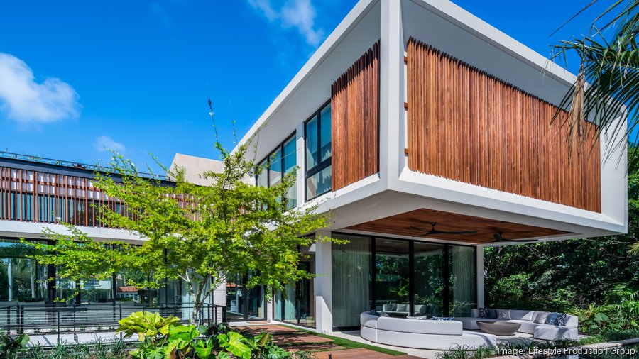 Tampa Bay Rays co-owners Randy Frankel and Barbara Frankel sell Miami ...