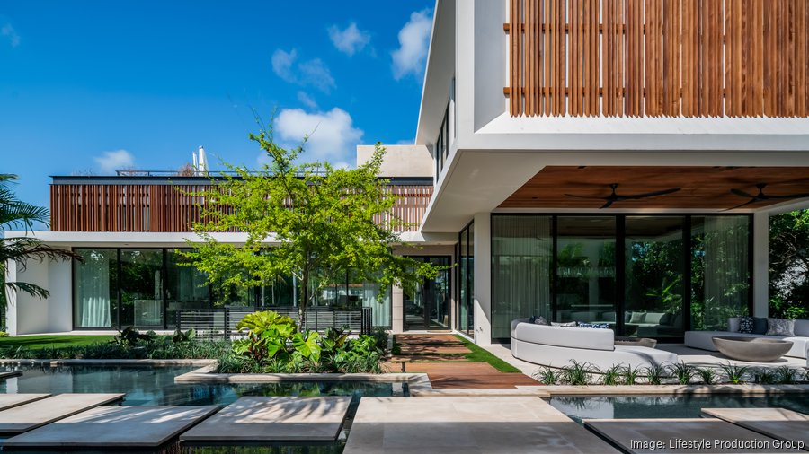 Tampa Bay Rays co-owners Randy Frankel and Barbara Frankel sell Miami ...