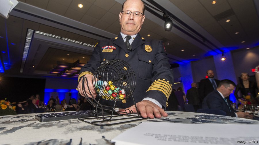 Milwaukee Fire Chief Lipski helps raise money at American Lung ...