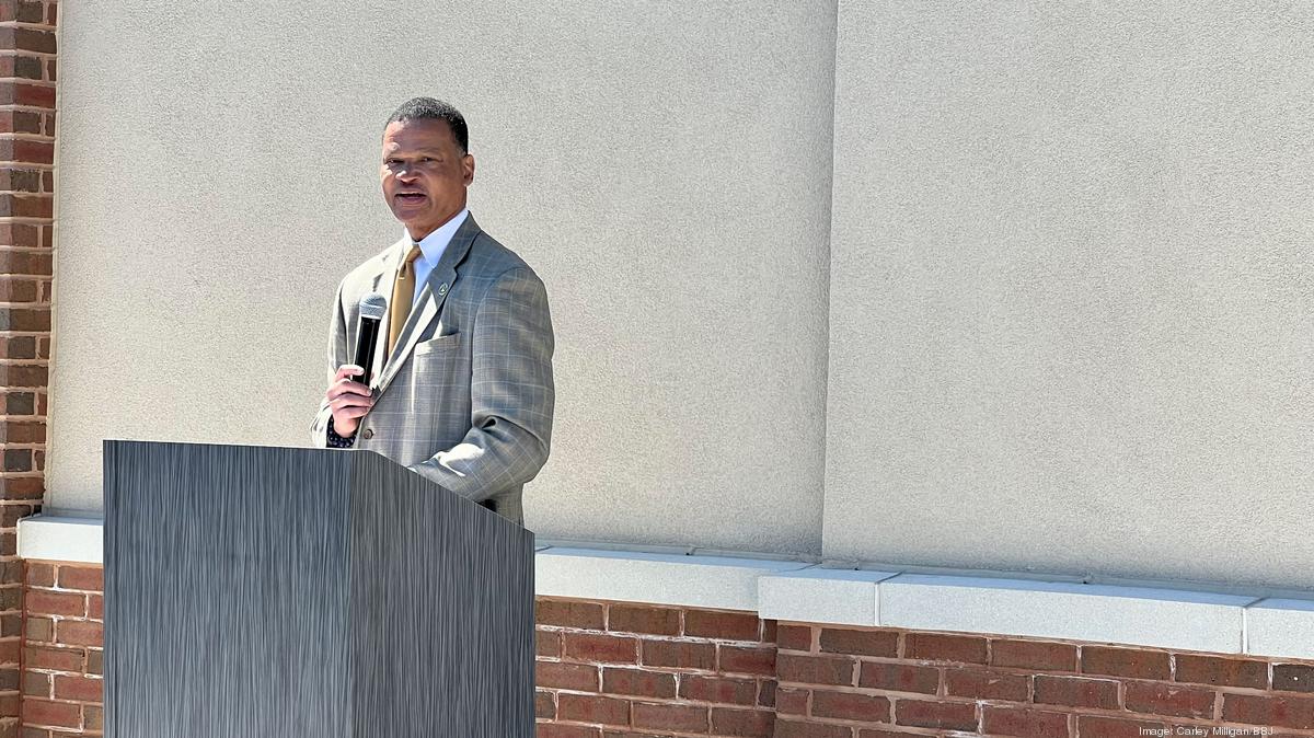 Baltimore Deputy Mayor Ted Carter resigns after being suspended ...