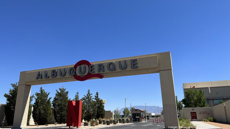 Netflix receives building permit for its planned expansion at ...