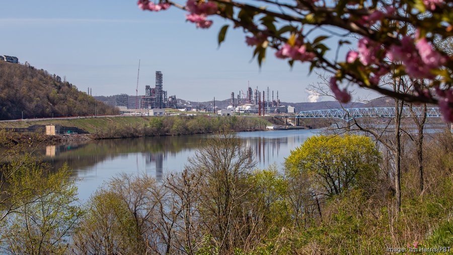 Environmental groups present Shell plant with list of demands ...