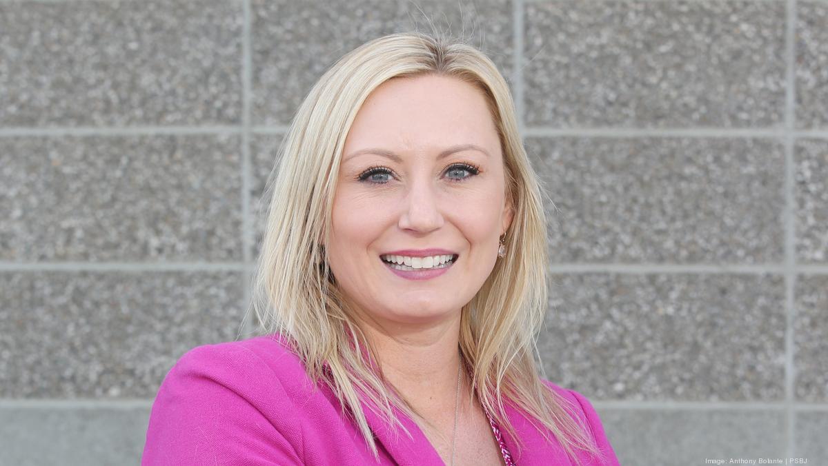 Lisa Lefever's Instagram, Twitter & Facebook on IDCrawl