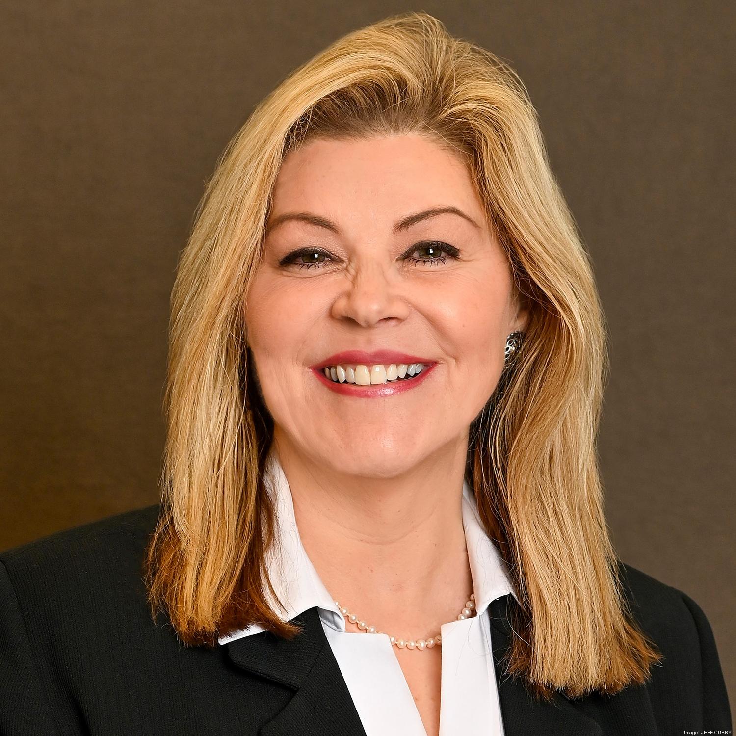 Shelly Parker's Instagram, Twitter & Facebook on IDCrawl