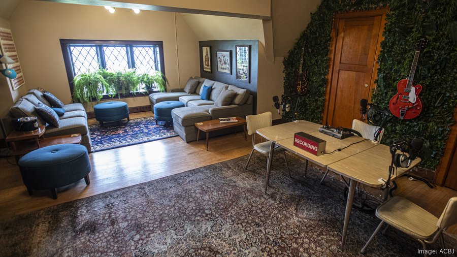 See the former UWM Alumni House after massive renovation by tech exec ...